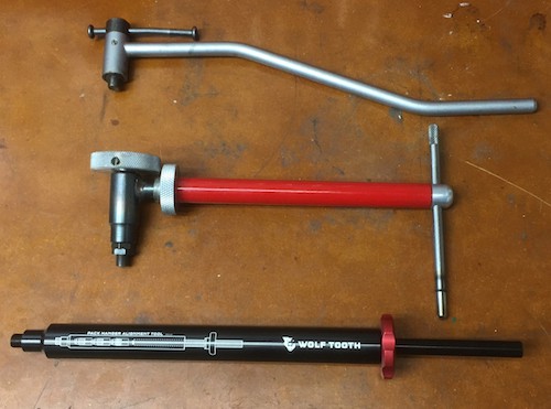 Wolf Tooth Components Pack Hanger Alignment Tool Review