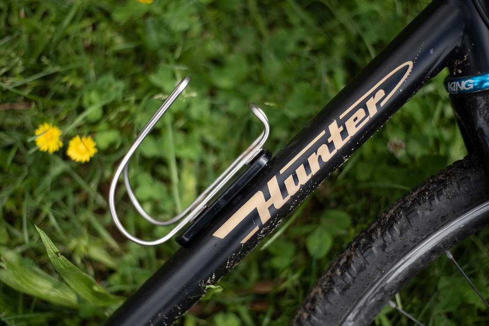 Knog Introduces Scout, a Discreet Under-Bottle Cage Bike Alarm and Tracker